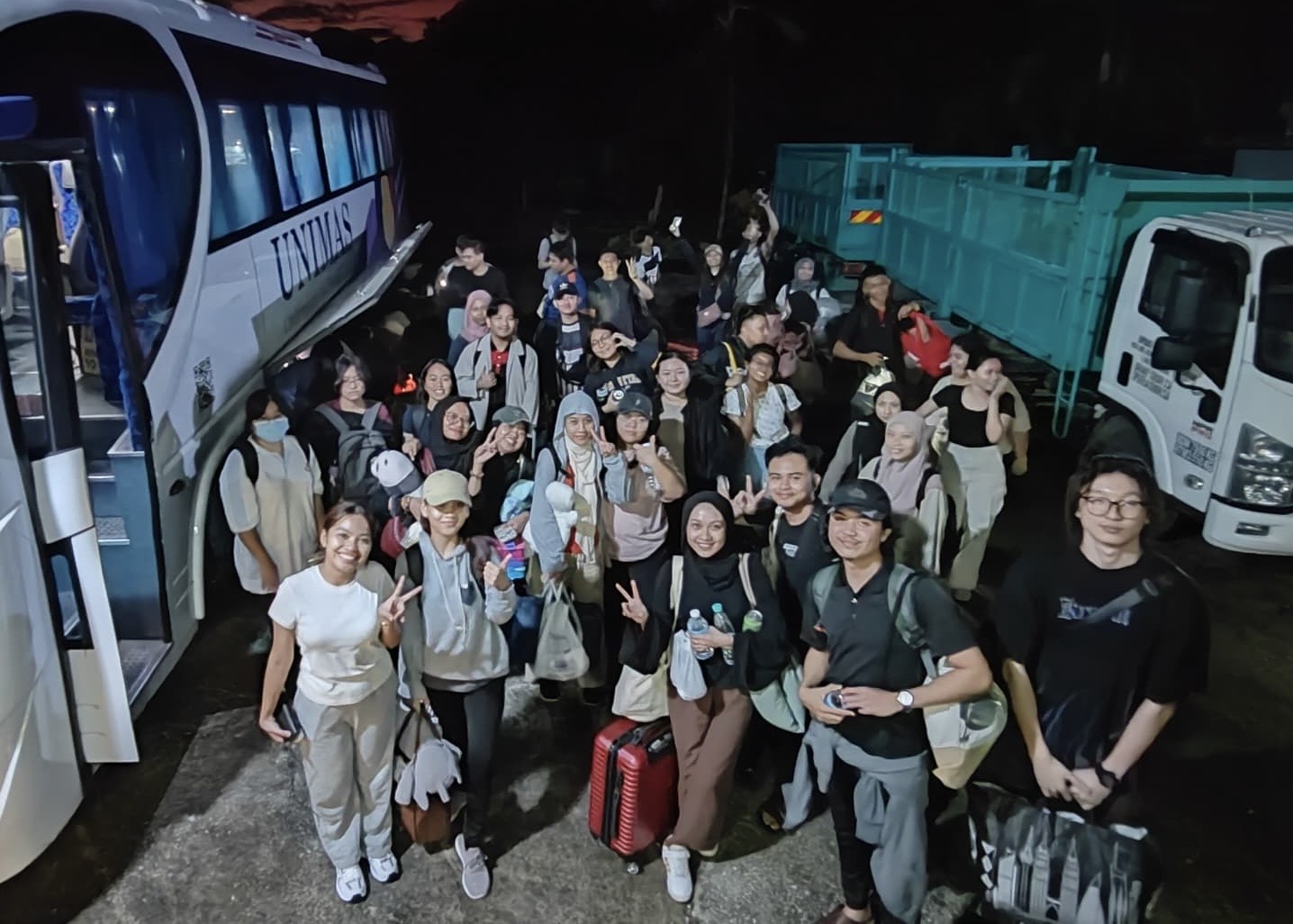 Quantifying Adventures : FBE Students Exploring Bakun Dam and the ...