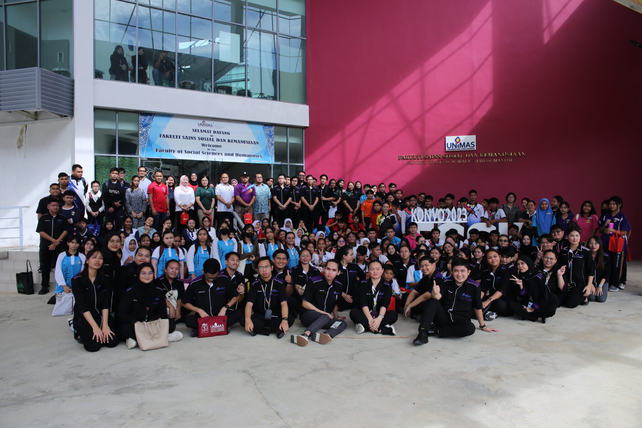 Combating Plastic Pollution – the FSSH Way! – UNIMAS Gazette