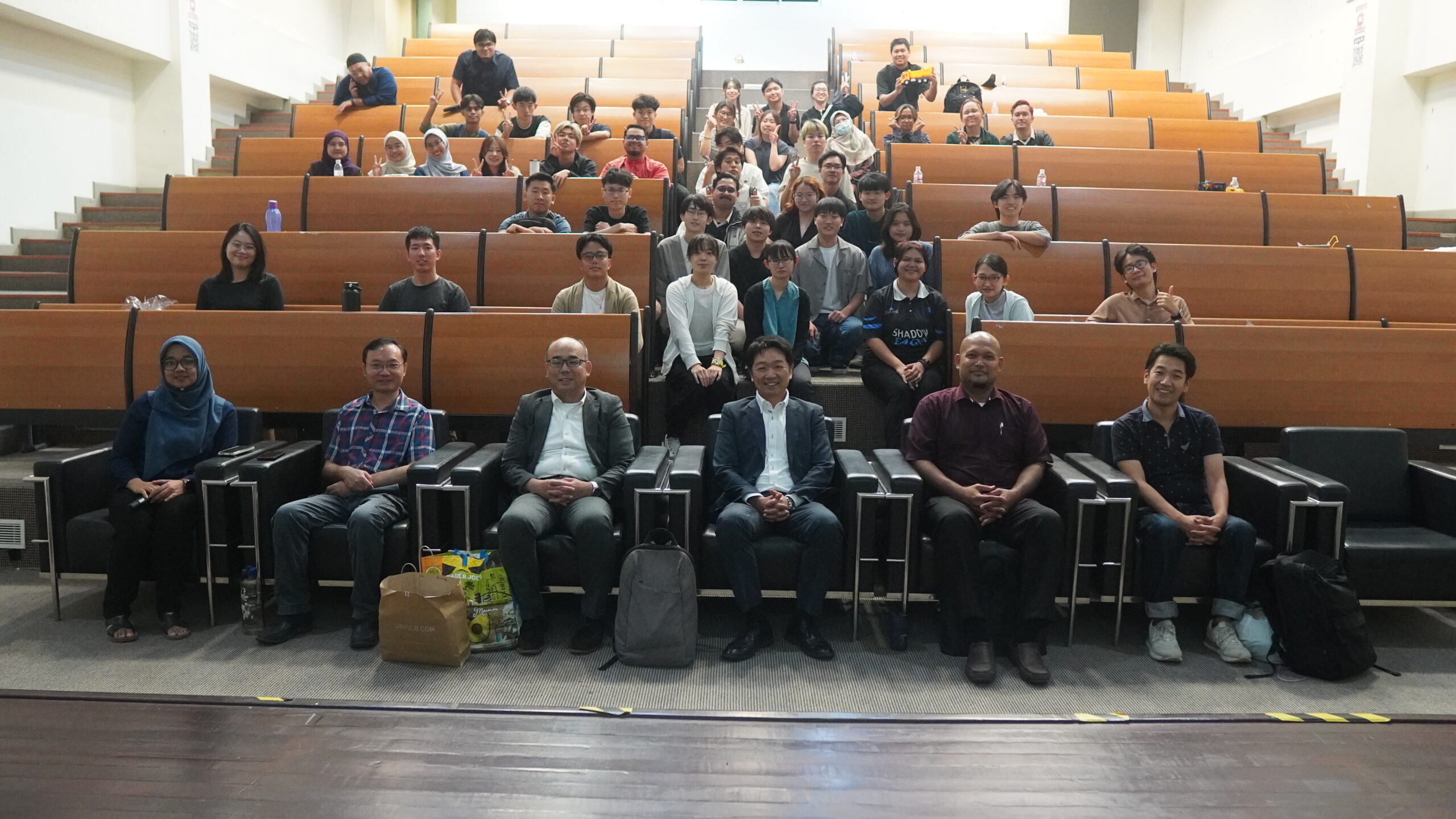 UNIMAS and Shibaura Institute of Technology Strengthen Collaboration Through Global Problem ...